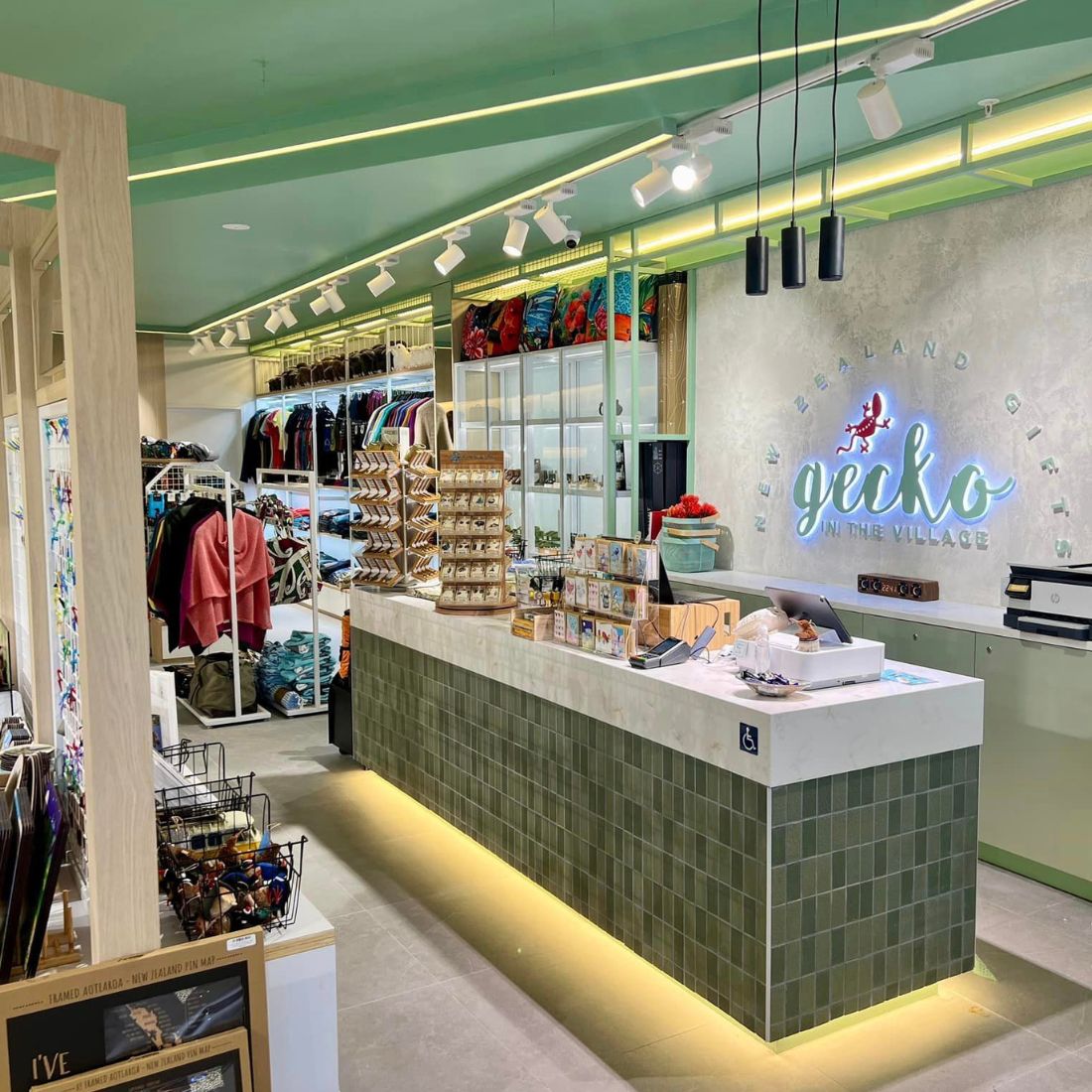 Gecko in the Village | Bayfair Shopping Centre